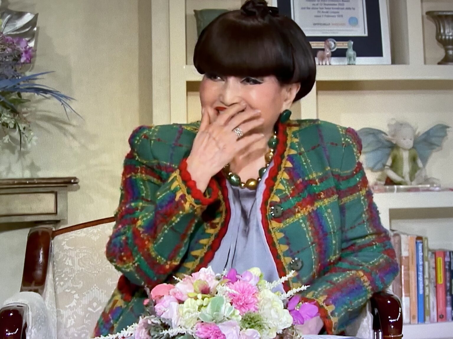 芸人ヒロシの自虐ネタまとめ！年収もすごかったが現在も未婚で徹子のお気に入り？ | NANCYCHANNEL